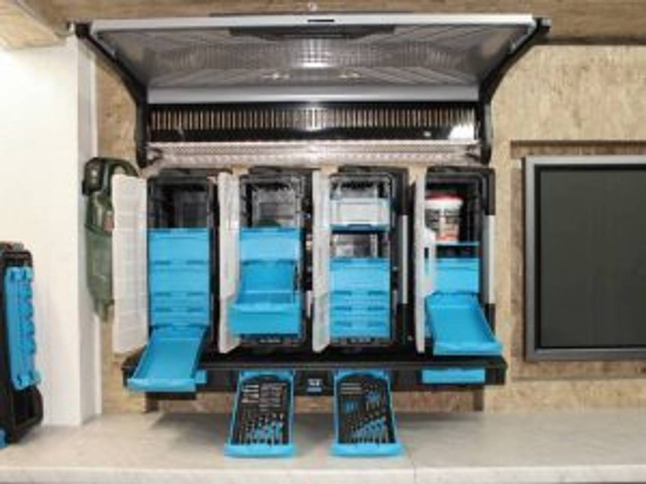 BluCave: Das clevere Aufbewahrungssystem von Batavia im Test ...