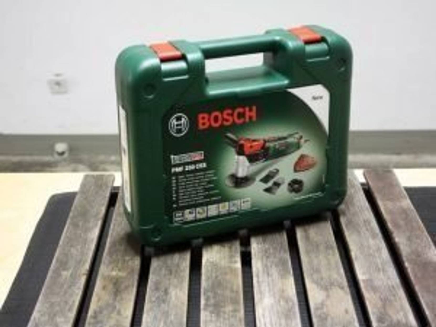 Bosch Multifunktionswerkzeug: Der PMF 250 CES im Test - heimwerker.de