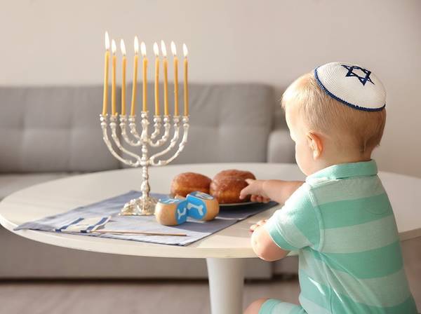 Chanukka: Essen und Basteln zum Lichterfest - heimwerker.de