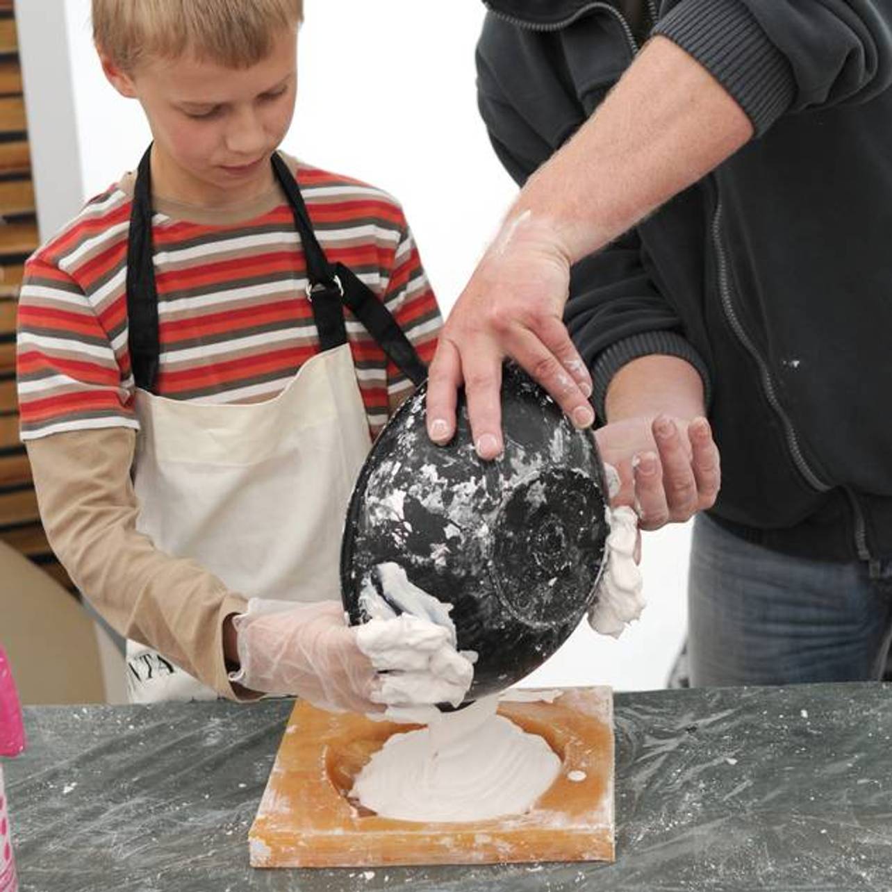 Basteln mit Gips: Gipsabdrücke, Gipsbinden, Gipsfiguren und Skulpturen ...