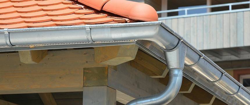 Dachrinnen Verbinden Und Verbinden – TSQK