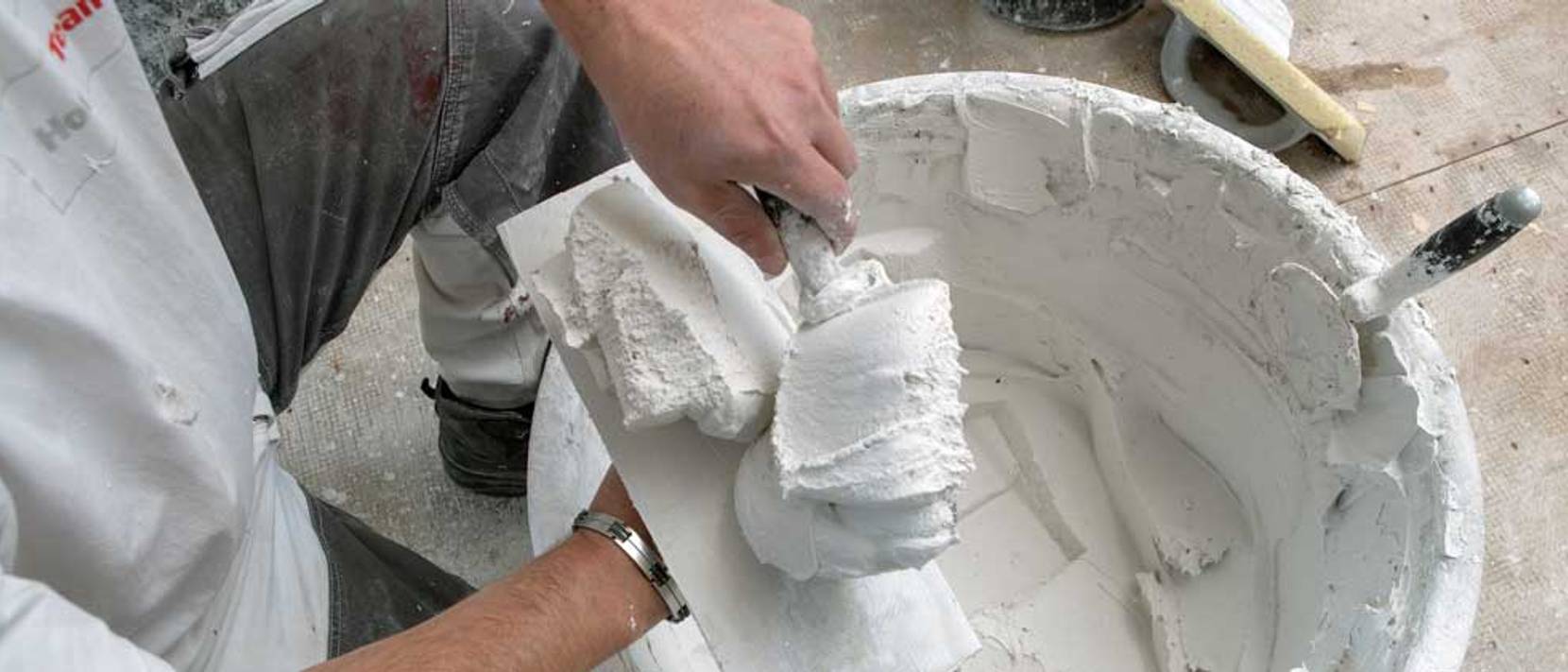 Arbeiten mit Feinputz: In 5 Schritten zur edlen Wandoberfläche