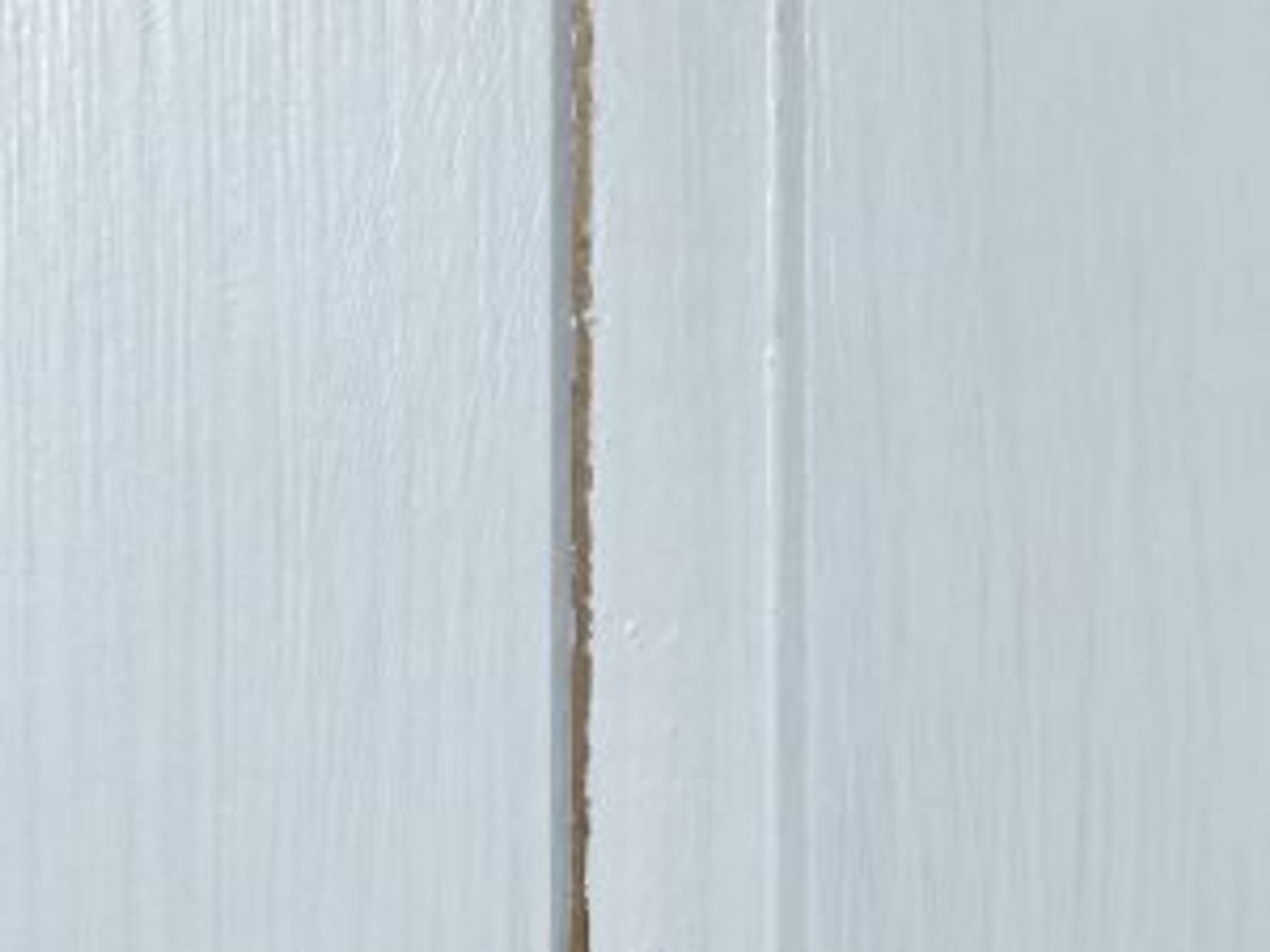 Holzdecke selbst streichen – Schritt für Schritt - heimwerker.de