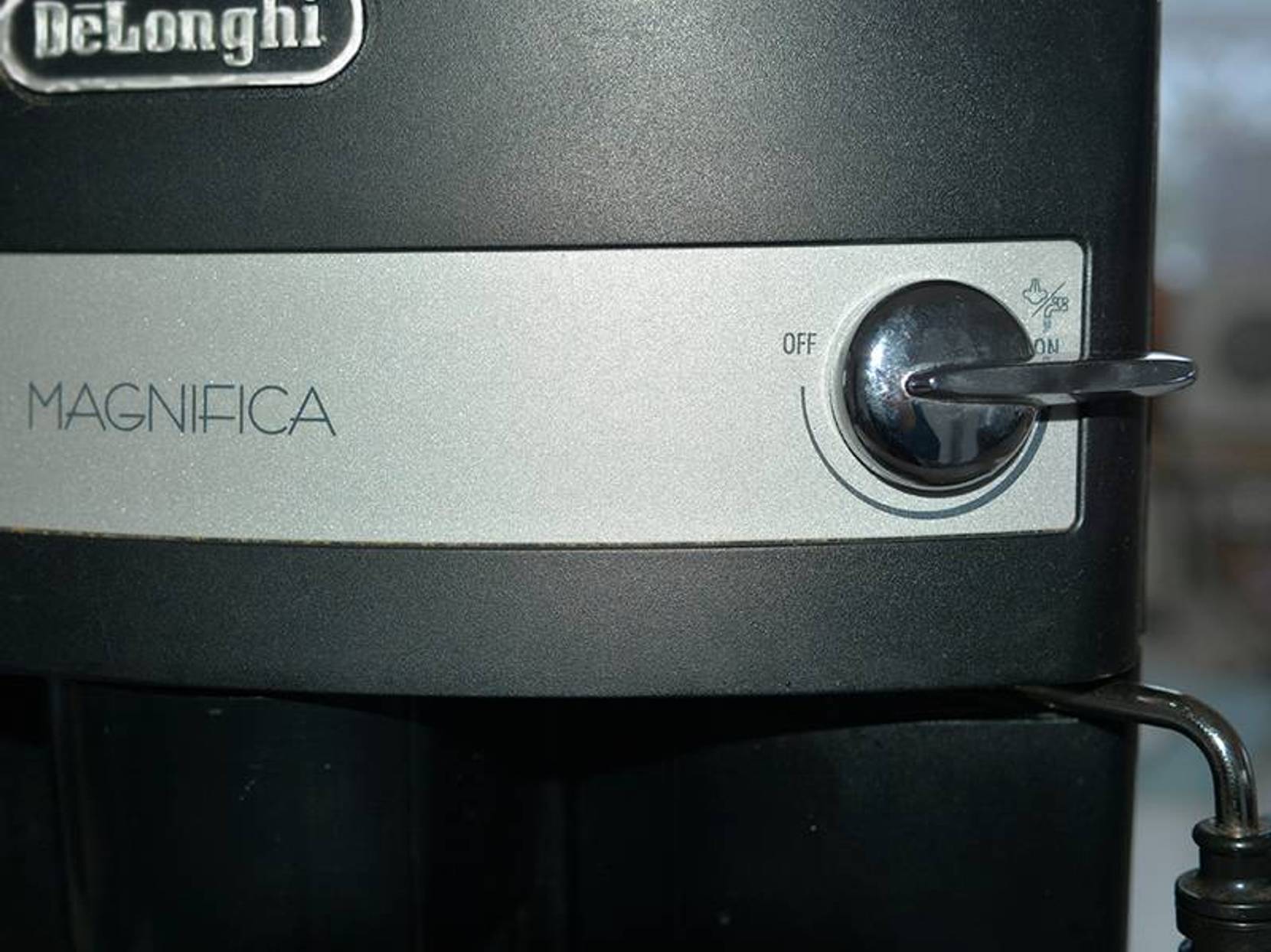 Delonghi Caffe Cortina Entkalken