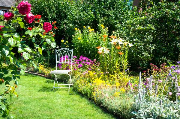 Romantischer Garten: 4 Tipps für einen geheimnisvollen Rückzugsort